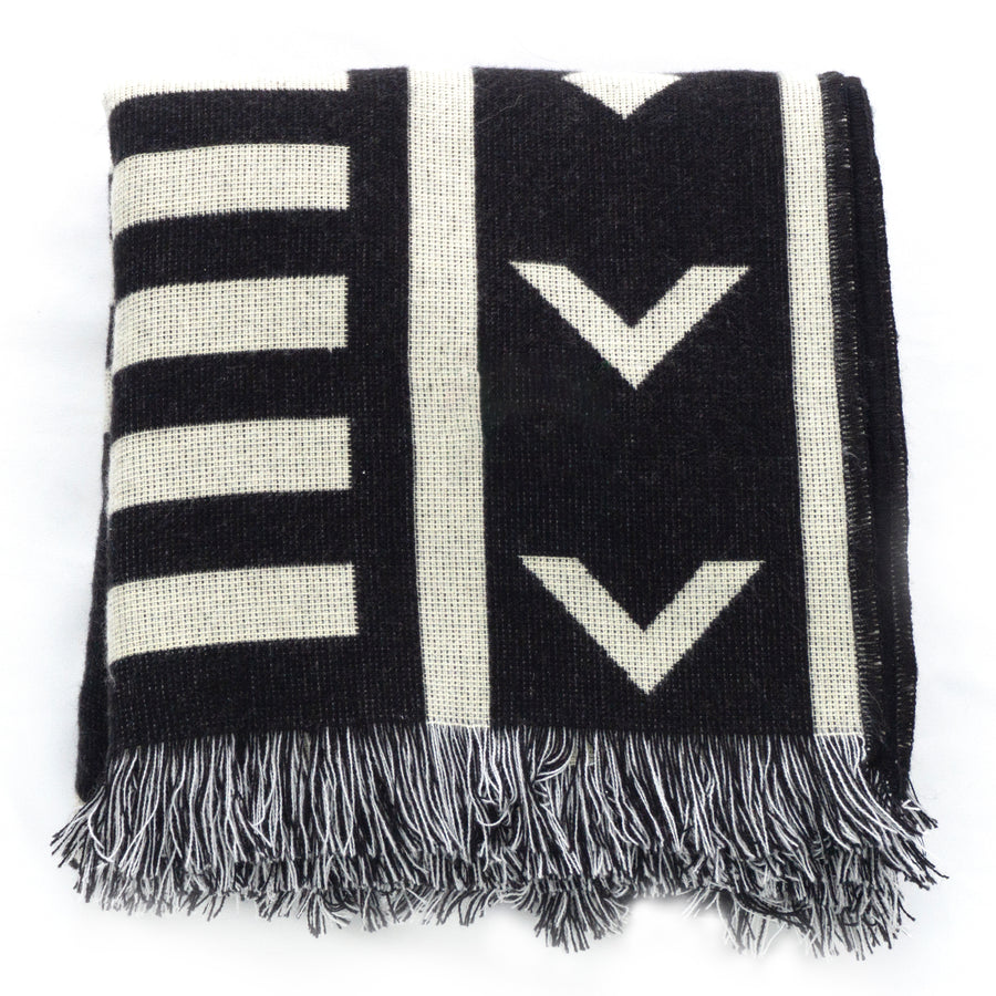 Inca Modern Blankets – Off the Grid US